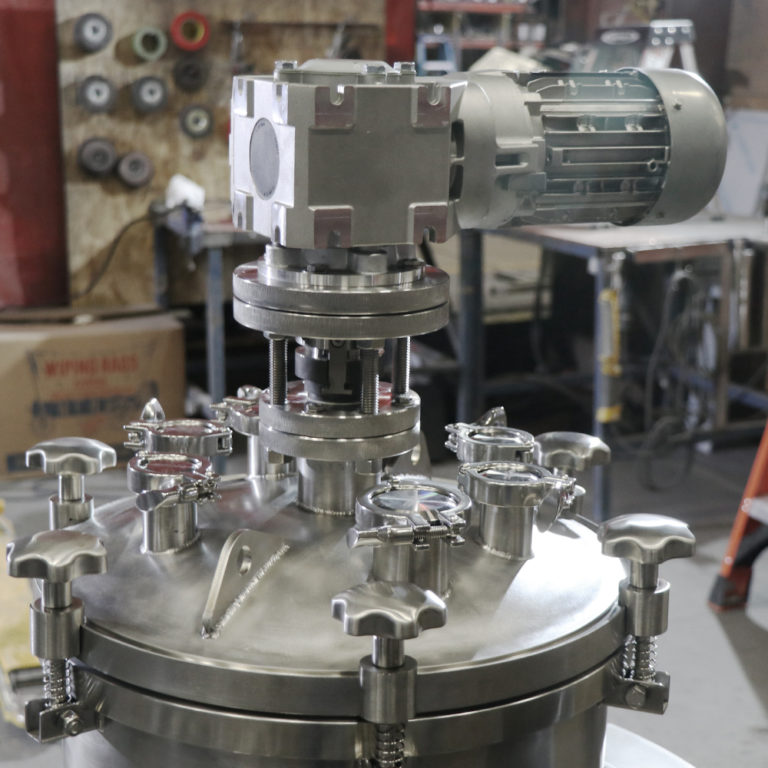 Heated Mixing and Storage Tanks from Mixing Tanks USA