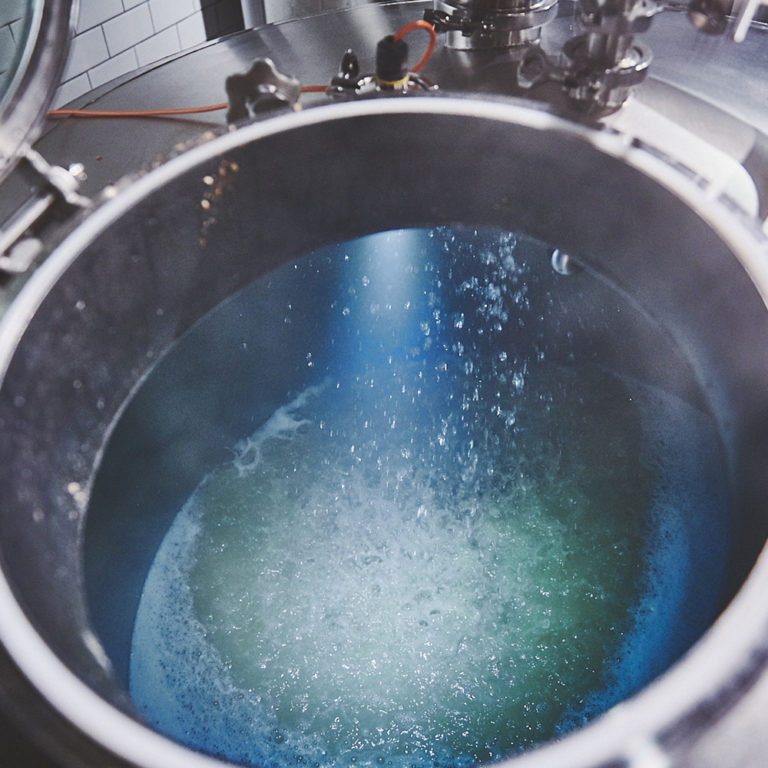 Liquid Mixing and Storage Tanks from Mixing Tanks USA